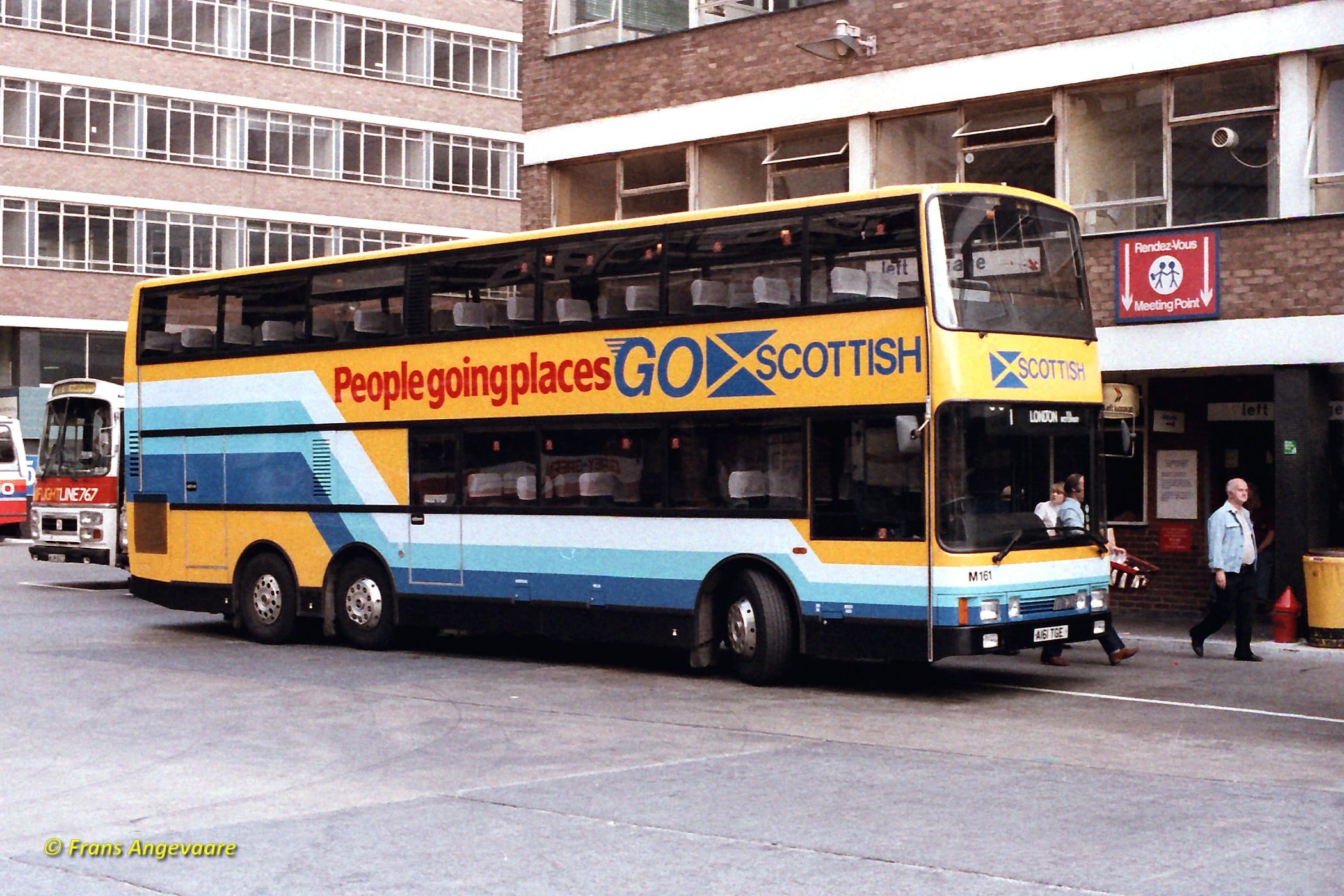 Western Scottish – A comprehensive history of the Western Scottish bus ...